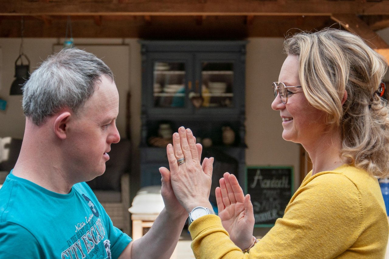 Een verstandelijke beperking en dementie: de weg naar de diagnose | Dementievriendelijk Brabant ...